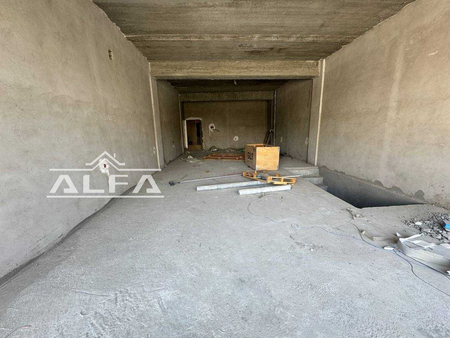 1 xonali 50m² 2-qavat uy sotiladi