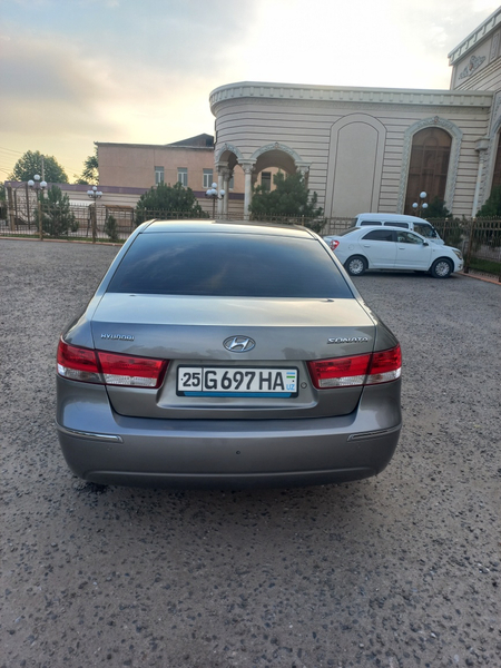 Hyundai Sonata 2009