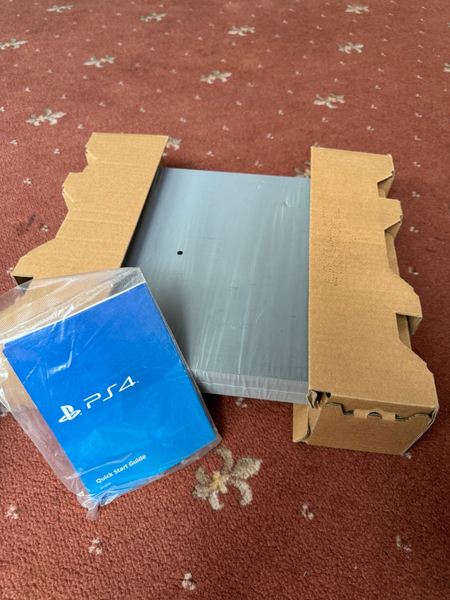 Playstation PS4 jet black CUN-2015A