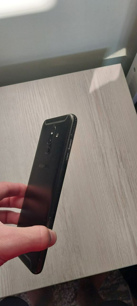 Самсунг А6+ 600 000