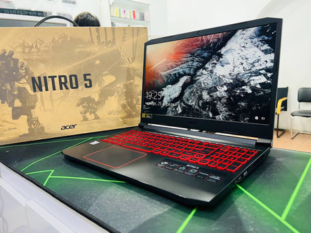 acer Nitro 5 core i5-10gen 8GB/256GB GTX1650Ti 4GB