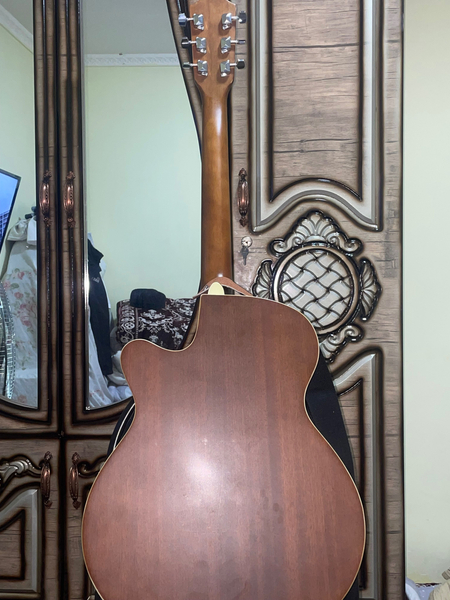 AKUSTIK Gitara tureskiy. G’ilofi bilan