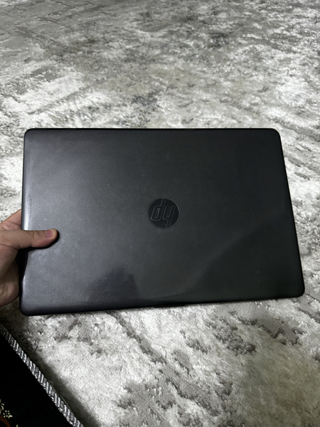 Notebook HP sotiladi