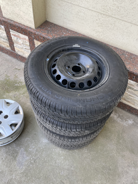 Kalpaklari bilan 4 ta kobalt balo’n srochno sotiladi