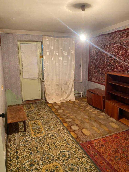 Продаётся 3х комн квартира на 2 этаже Ор-р Овир