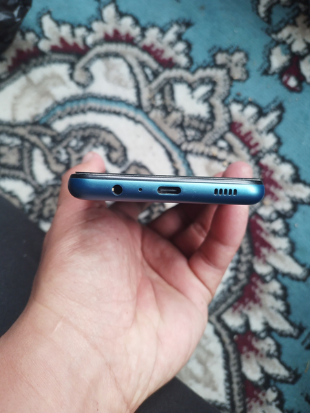 Samsung A12 karopka bor yangidey