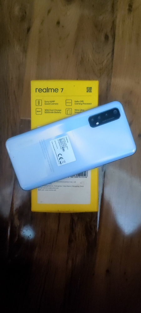 Realmi 7 xolati ideal