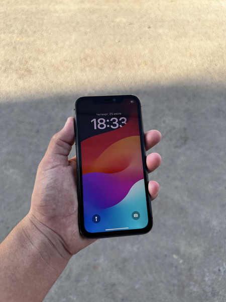 Iphone 11  Sotiladi Srochno