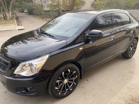 Продается свою чёрний Chevrolet Cobalt 2019 гв механика пробег 29 000