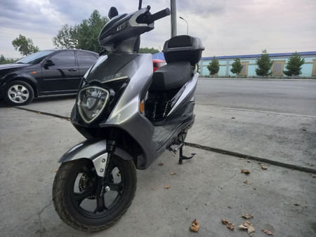 Srochna skuter sotiladi yangi