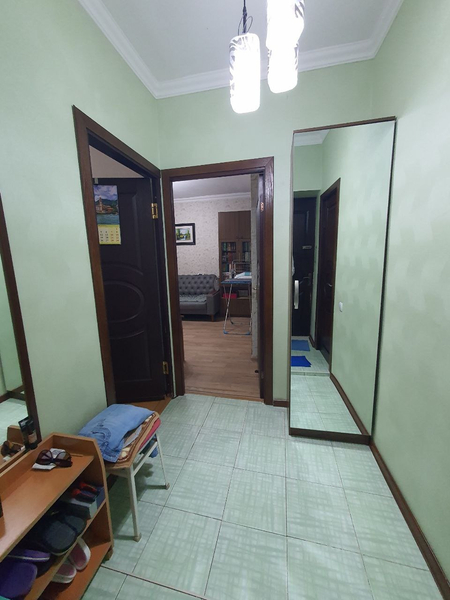 Продаётся однокомнатная 1*3 квартира, Юнусабад 18 кв 76 серия кубик