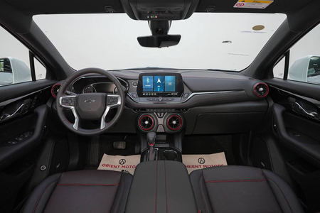 Chevrolet Blazer light hybrid RS 2.0T Twin-Clutch 4WD 7-seater White N