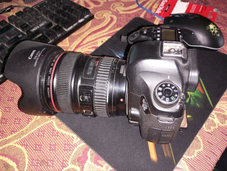 Canon eos 6d sotiladi