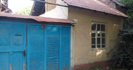 Продается дом в Мирзо Улугбекском районе (Центр Луначарский)