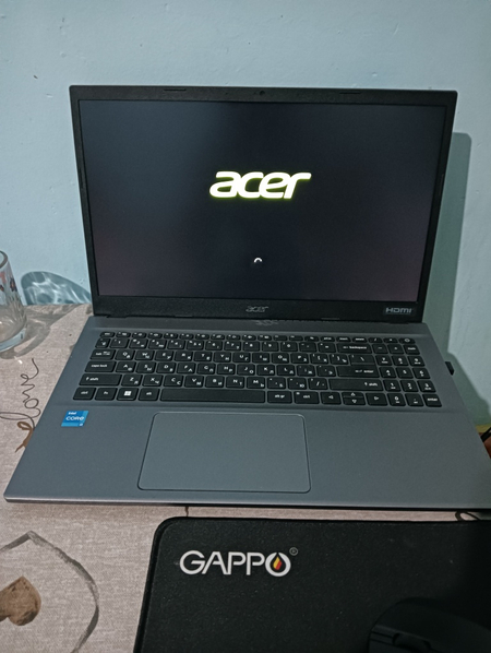 Acer noutbook holati yangi