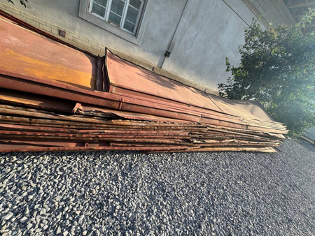 Tunuka 0.1 srochno sotiladi
