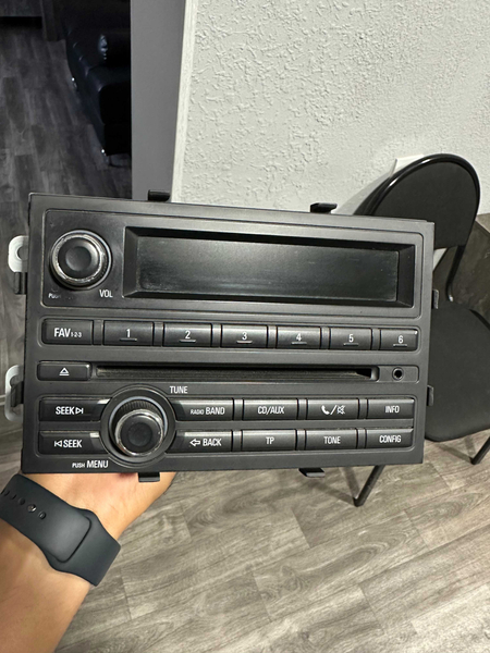 Продам магнитолу от кобальта без bluetooth 2018г