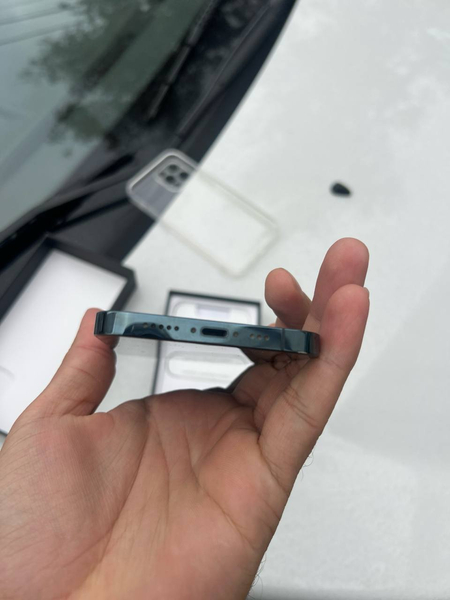 Срочно! Iphone 12 pro 256