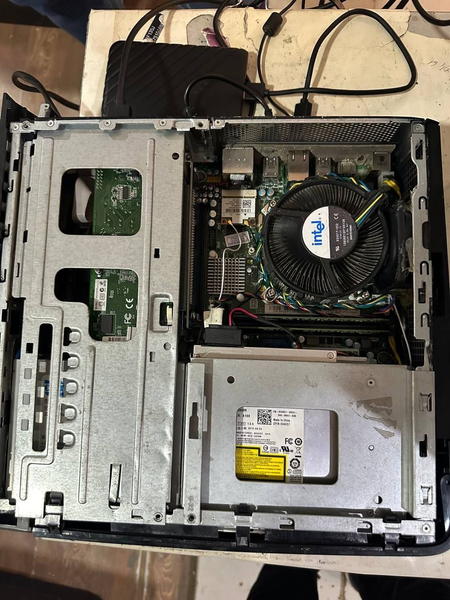 Dell H87/i3 4160/fan/Ddr3 8gb/Ssd 120gb!
Ddr3 8gb
Ssd 120gb