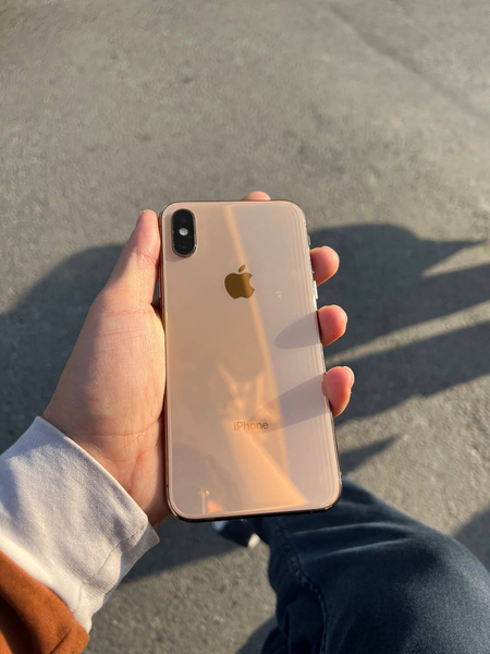 Iphone xs sotladi