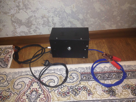 Автомобильное зарядное устройство.