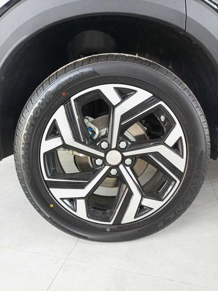 JAC JS8 7 местный