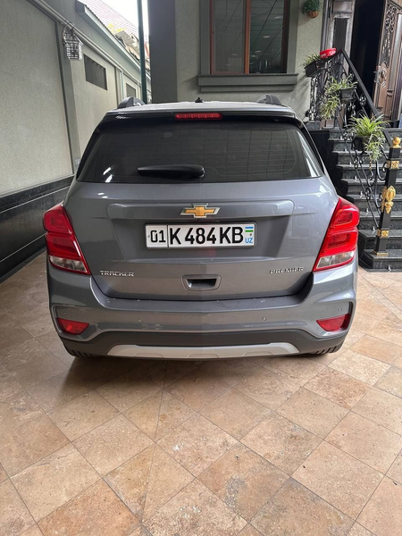 Avto sotiladi zudlik bilab