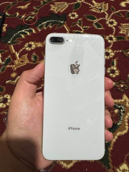 Apple iPhone 8 plus