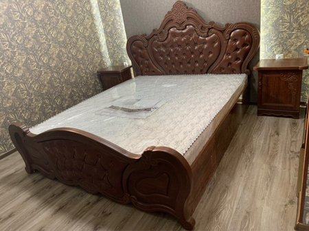 Спальный мебель со шкафом и тумбами