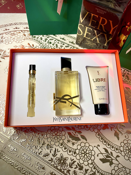 Limited Set ! Yves Saint Laurent / Libre