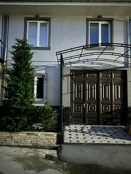 Ховли сотилади Сабзавот махалласида