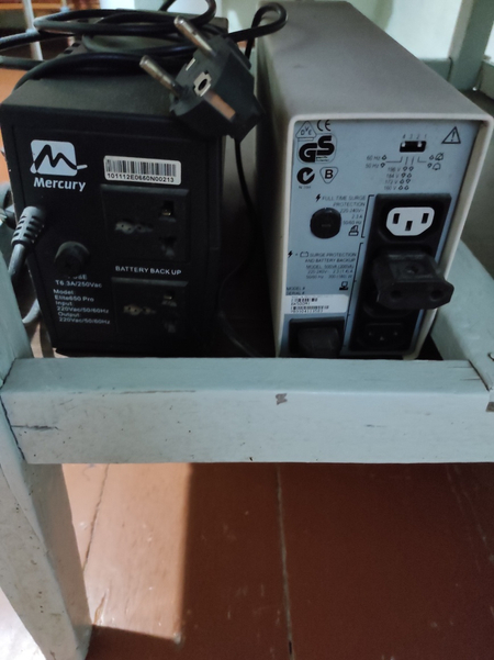 Продается UPS.APC.Бесперебойник.