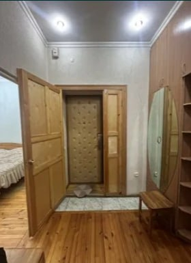 Квартира на Ракате 2/2/4 с мебелью техникой ремонт средний