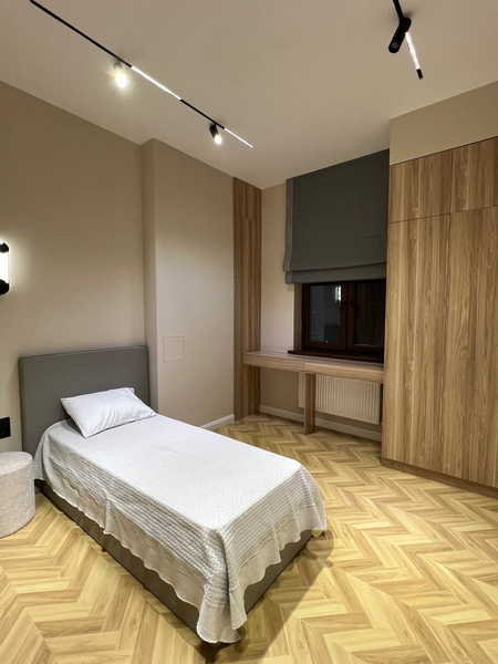 Застройщик: Real House 4/9/10 100 кв.м