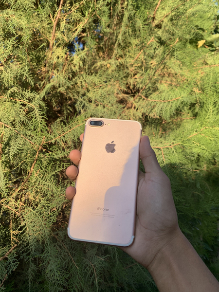 Iphone 7 plus sotiladi
