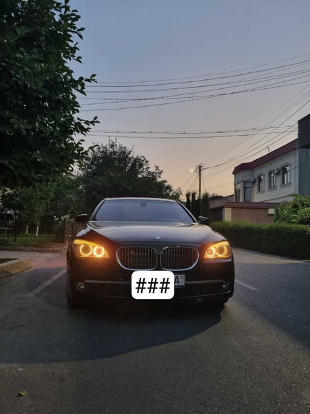Bmw 745i f02 2012 год