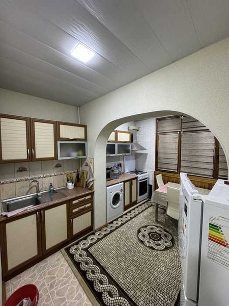 Сдаётся квартира 2.квартал Юнусабад 2/2/5  60м2 риэлторам не беспокоит