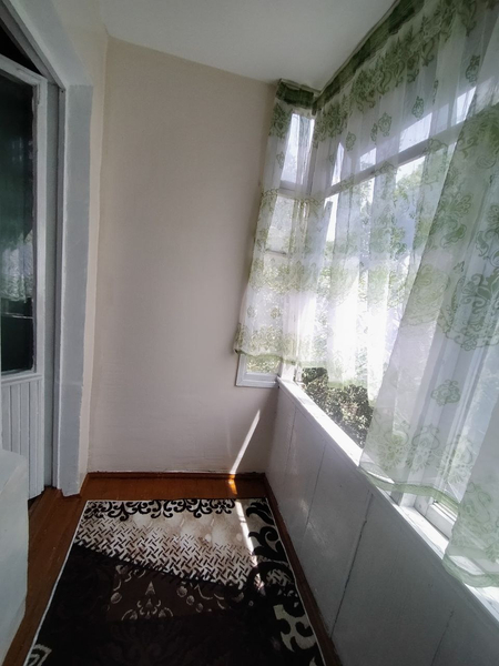 Kvartiraga 1 xonalinl uy bor