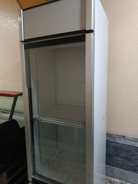 vitrina xolodin 2ta