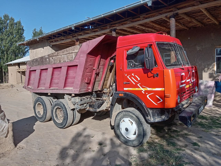Kamaz ishlab turibdi