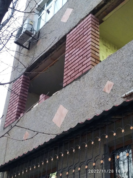 Балконга гишт терамиз сифатли Тоза       кладка кирпича на балкон