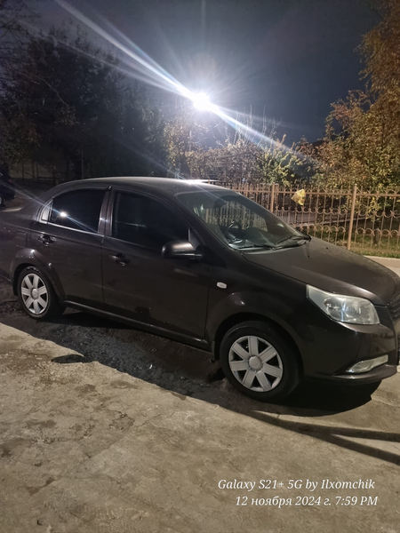 Nexia 3 sotiladi avtomat