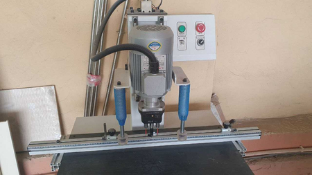 Koreadan olib kelingan avtomat dvuxpila