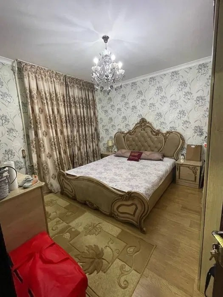 Квартира Яшнабадский р-н Эльбек 2/2/5 Кирпич 60м²,балкон 2*6