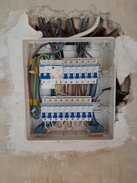 Elekro montaj xizmati 220 380