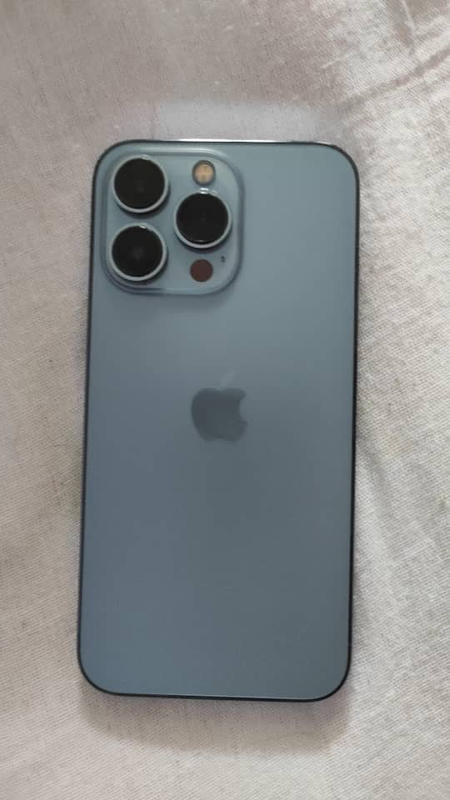 Iphone 13 pro ideal ochilmagan Kor-Doc-bor
