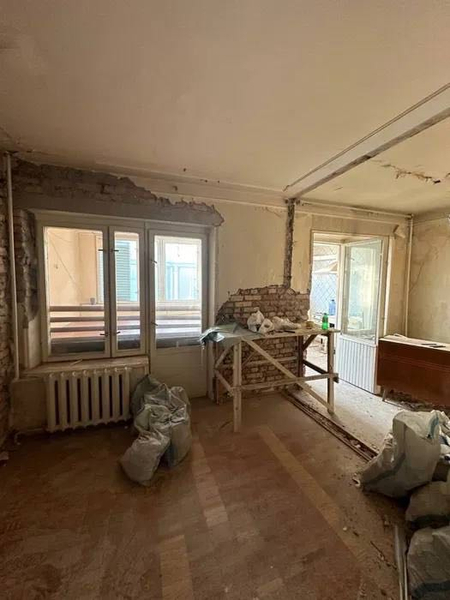 Мирзо Улугбек ц2 2/2/4 60м2 треб ремонта ор-р детский мир