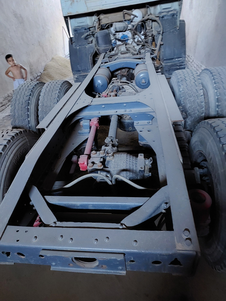 Kamaz tigach sotiladi