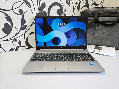 ПРОДАМ HP 250G8 Ноутбук Core™ i3 11-ПОКОЛЕНИЯ/8GB/512GBSSD/15.6
