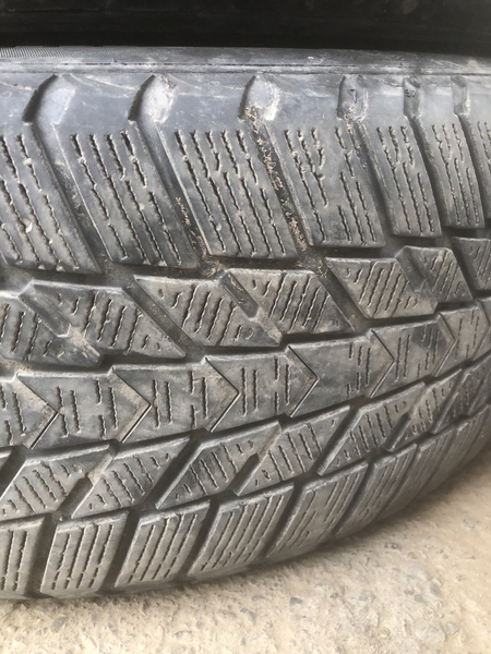 Продам 3 шины 225 55r17